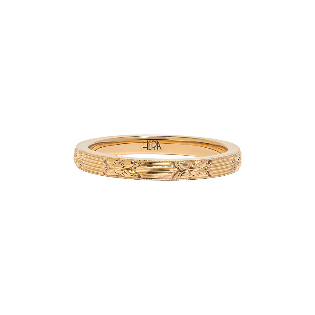 Fiona Engraved Wedding Band – Hera