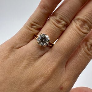 Victor Round Lab Grown Engagement Ring – Hera